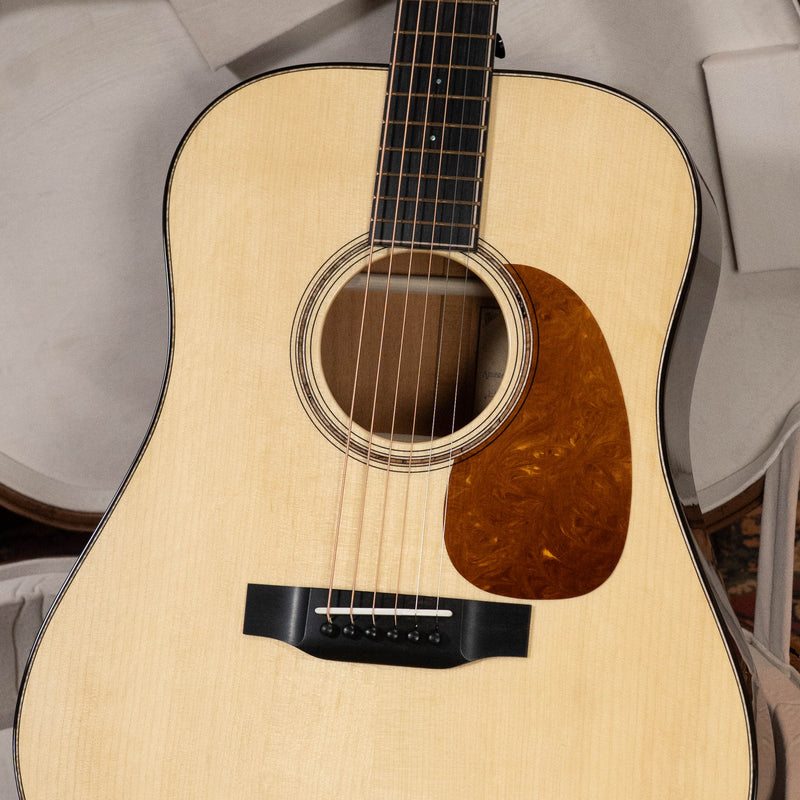 Bedell Guitars | The Acoustic