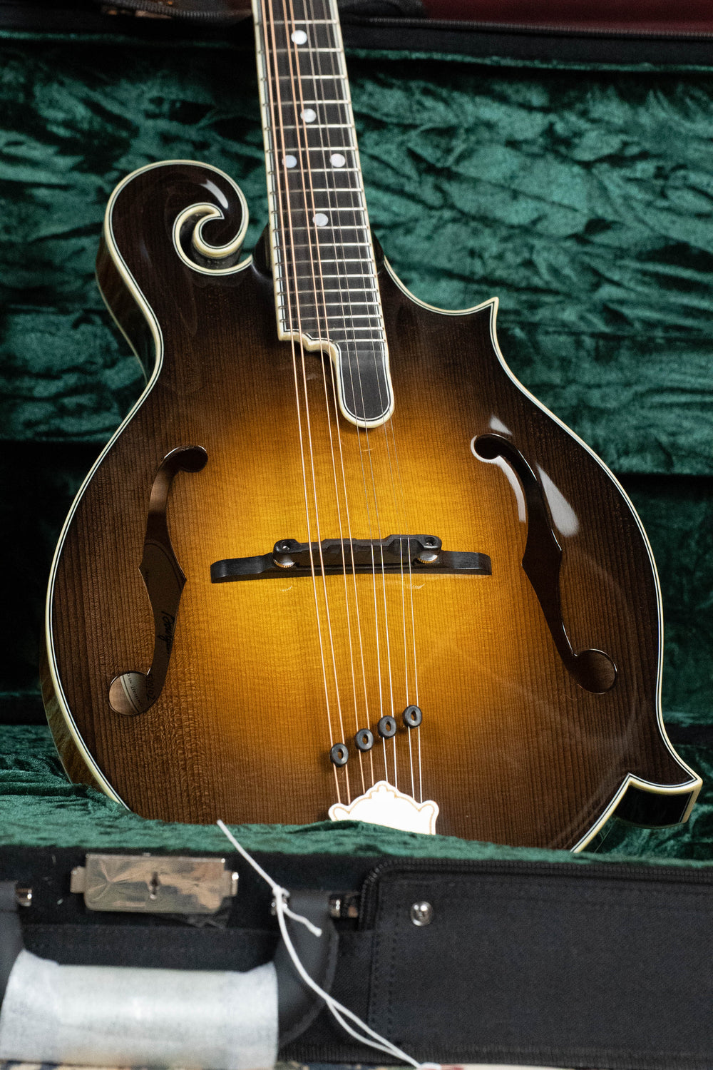 Bourgeois M5-F-SB Aged-Tone Adirondack/Maple Sunburst F-Style Mandolin