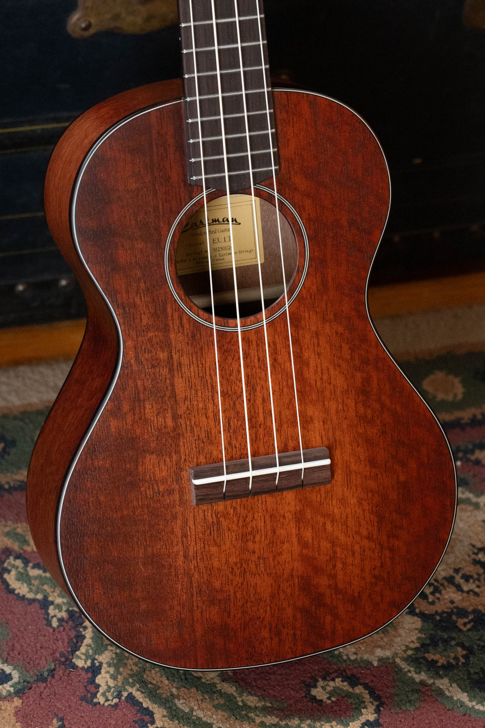 Eastman EU1-T All Solid Mahogany Tenor Ukulele #1124