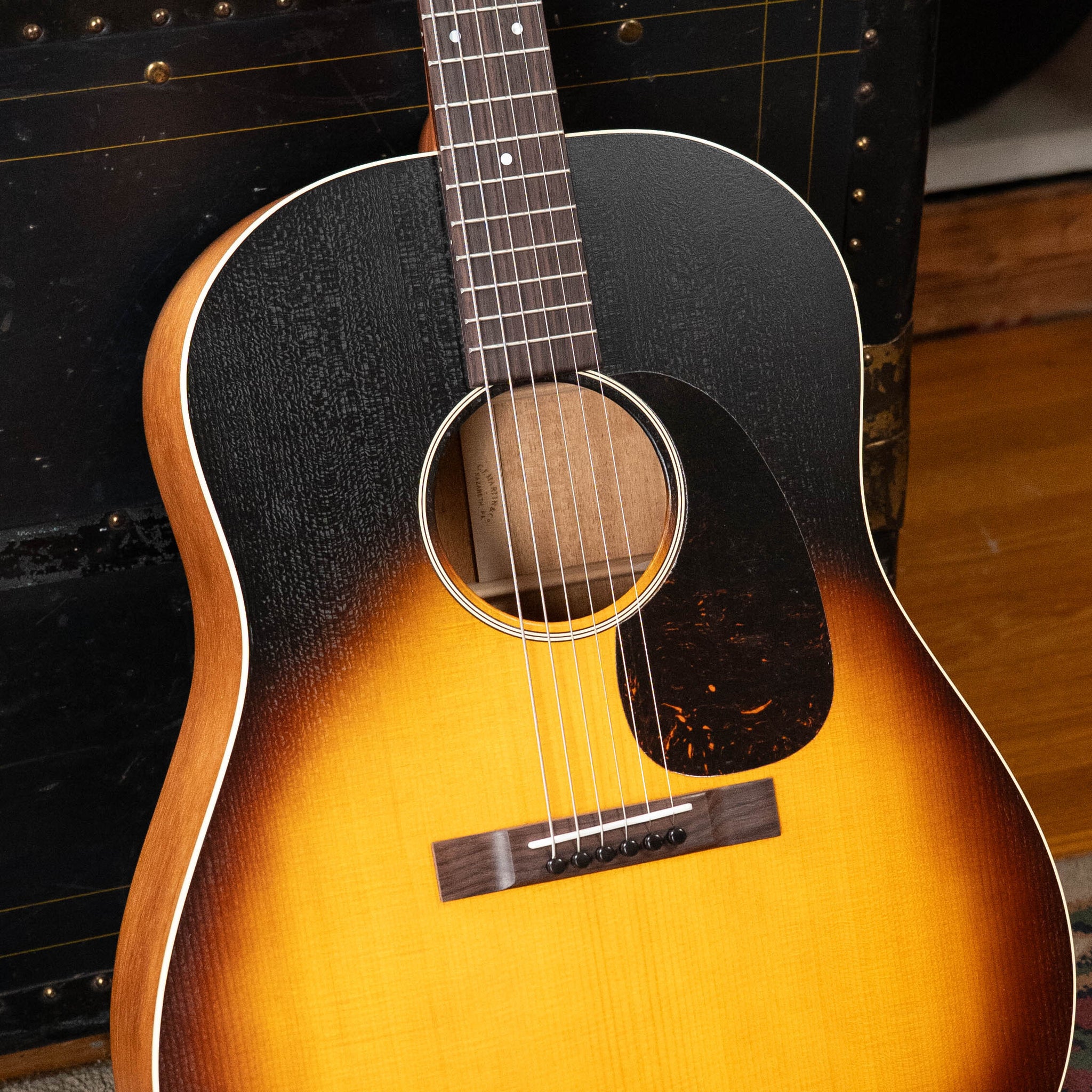 Martin Dss 17 Spruce Mahogany Whiskey Sunset Slope Shoulder Dreadnough